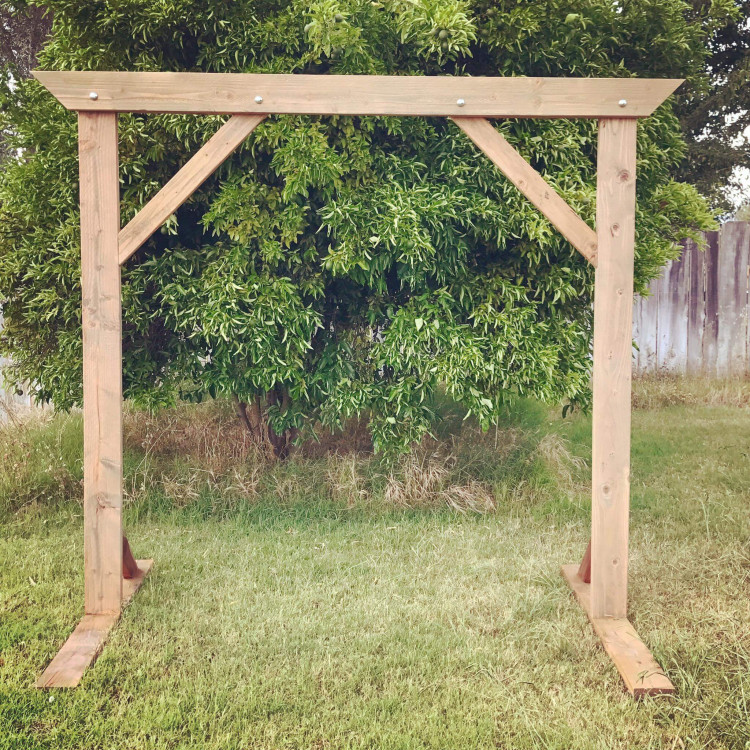 Rustic Arch - A & S Party Rental Cincinnati