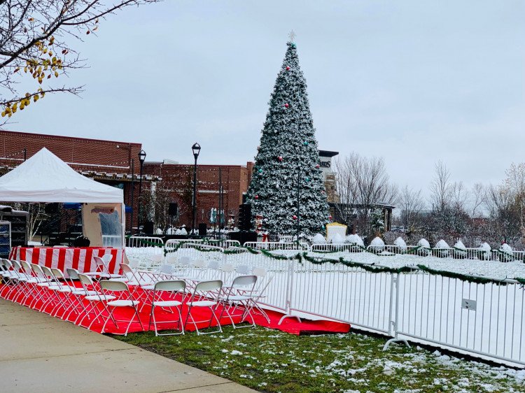 #1 Best Iceless Ice RInk Rental - Dayton OH , Synthetic Ice Rink